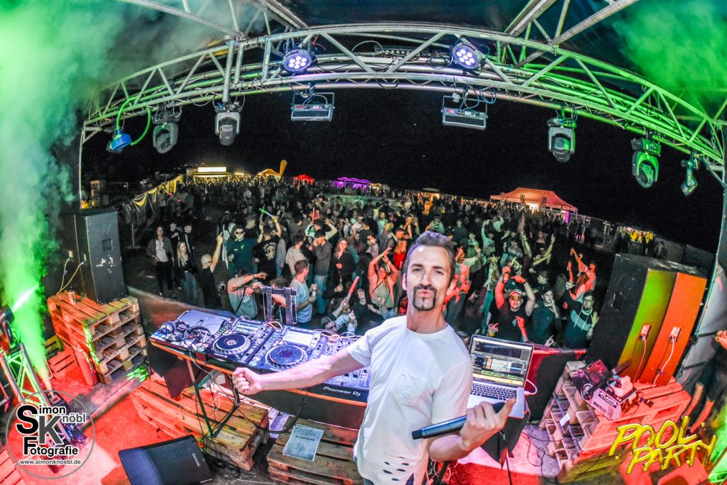 2024-07-13 / Pool Party Schlat – Simon Knöbl Fotografie